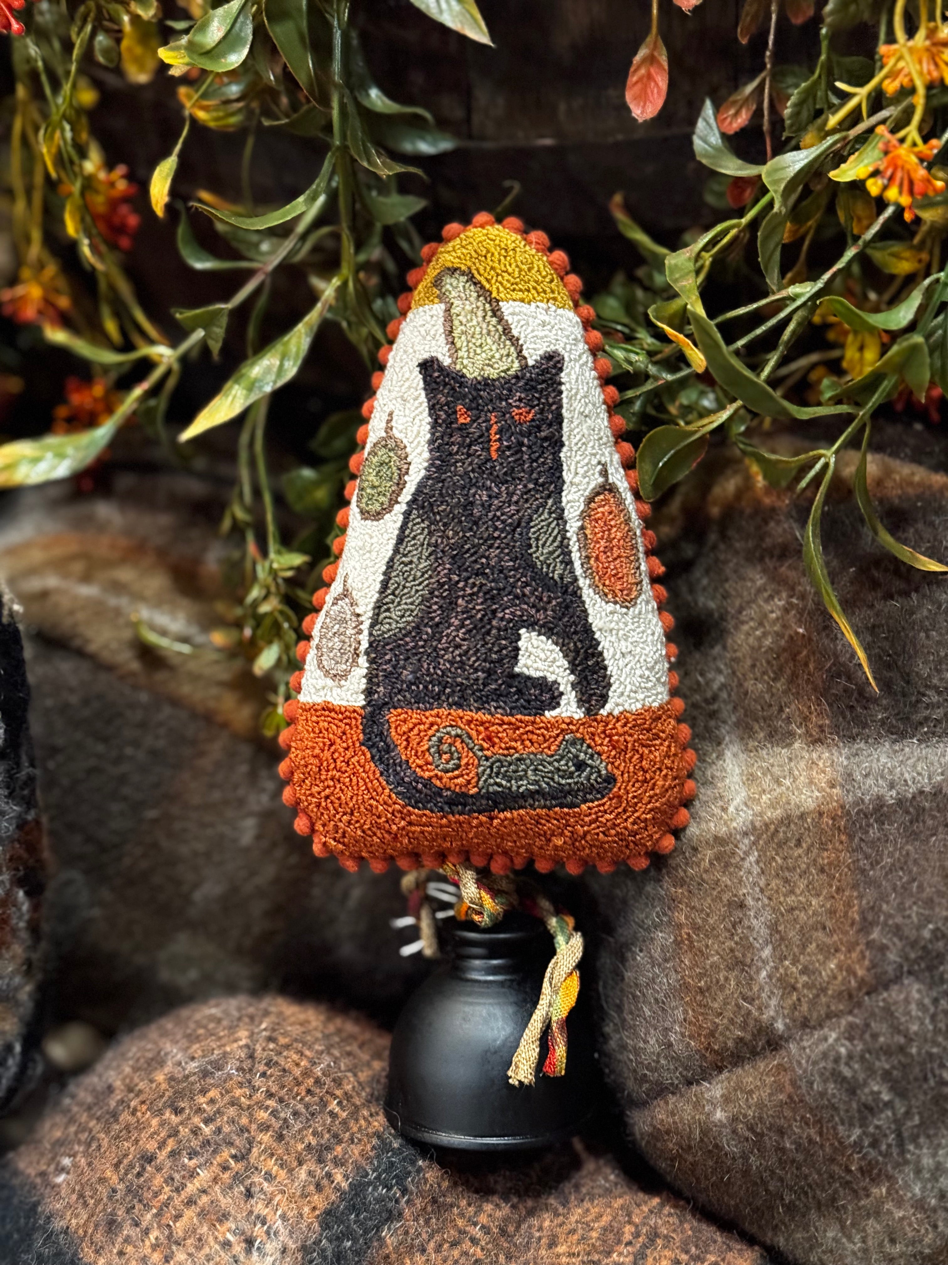 Rhonda’s Punch Needle – Pine Cone Gift Shoppe